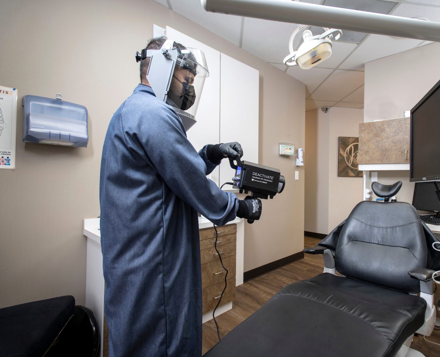 Xenex DEACTIVATE Handheld Disinfection Device Proven to Destroy SARS ...